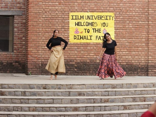 Best Private MBA Colleges in Greater Noida, India with Top Placement ...